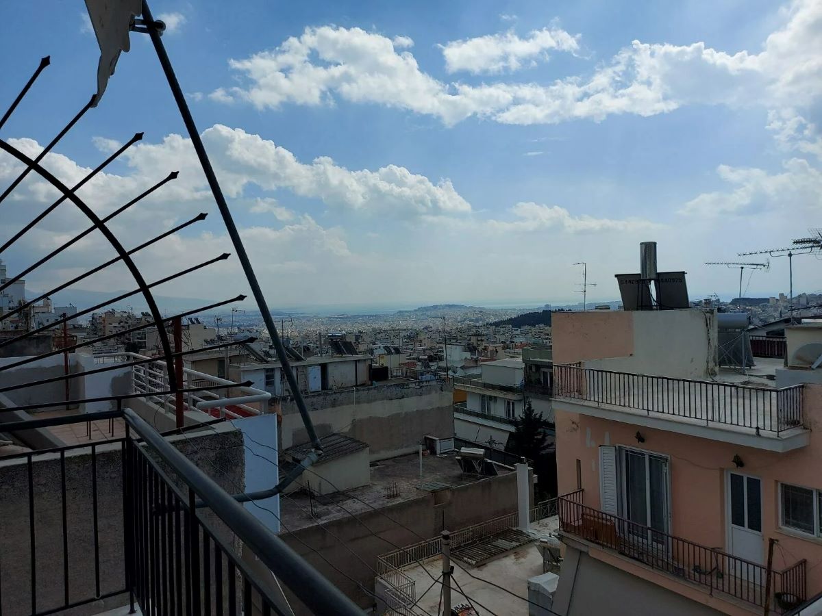 Νίκαια, οροφοδιαμερισμα 100 τμ, 190000€ - In Property